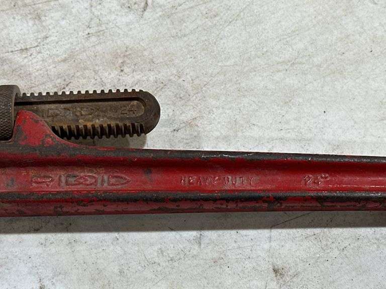 Ridge 24” Heavy Duty Pipe Wrenches - Kraft Auction Service, LLC