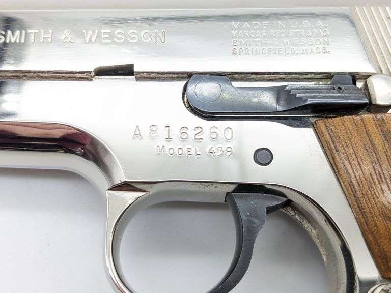 Smith & Wesson Model 439 9mm Pistol w/ Box - Kraft Auction Service, LLC