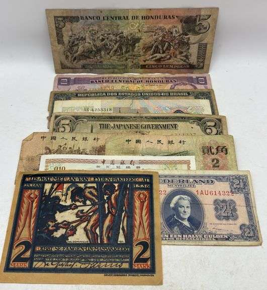 (KC) 10 Foreign Currency Bills - Kraft Auction Service, LLC
