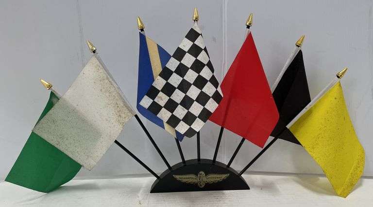 (AI) Indianapolis Motor Speedway Racing Flags With Stand - Kraft ...