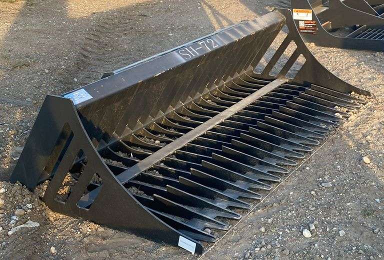 (BF) 72” Quick Attach Rock Bucket - Kraft Auction Service, LLC