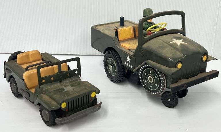 (N) Vintage Tin Litho Army Jeep Toys Including, Modern Toys Tin ...