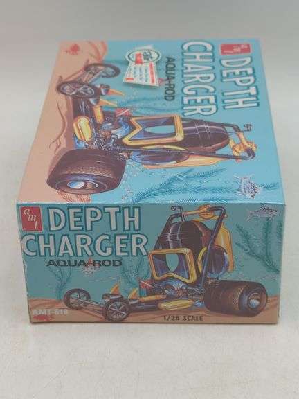 (D) AMT Depth Charger Aqua -Rod. Retro Deluxe. 1/25 scale Model ...