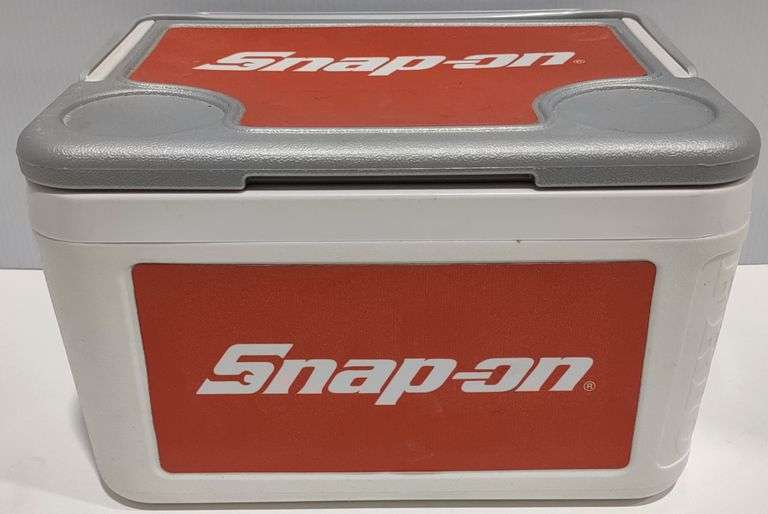 Snap-On Mini Hand Cooler (10"×7.5"×6.5") - Kraft Auction Service, LLC