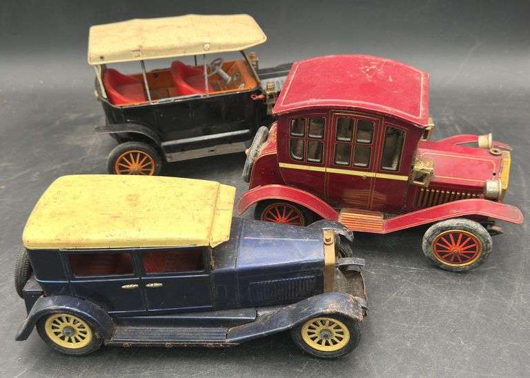 (N) Tin Model Toy Cars - Kraft Auction Service, LLC