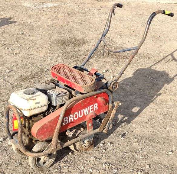 Brouwer Walk Behind 18" Sod Cutter (Model MK-213) - Kraft Auction ...