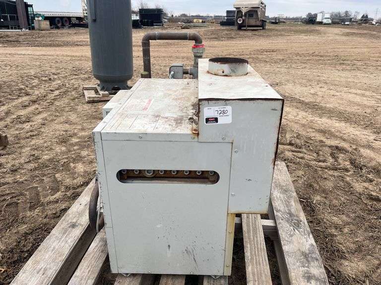 (DA) Lochinvar Gas Water Boiler - Kraft Auction Service, LLC