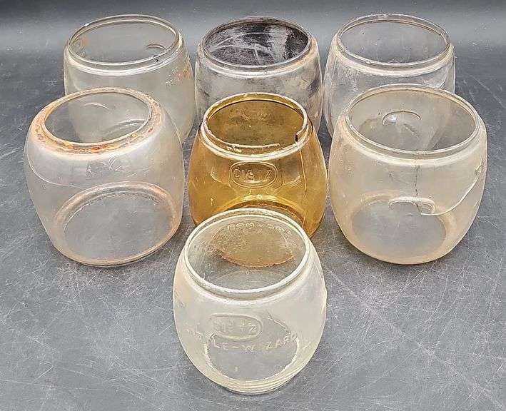 (J) Lot Of Glass Lantern Globes, Four Deitz With Little Wizard And D ...