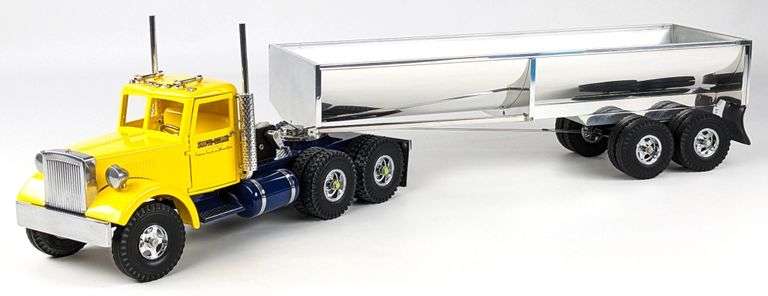 Fred Thompson Smith Miller Truck w/ Dump Trailer - Kraft Auction ...