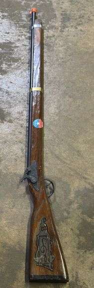 (ZA) Paris Toy Rifle - Kraft Auction Service, LLC