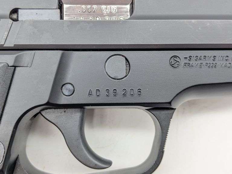 Sig Sauer P229 .357 Sig Semi Auto Pistol w/ Case - Kraft Auction ...