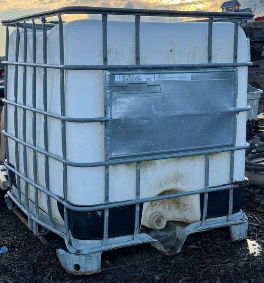 250-Gallon Aluminum Poly Tank - Kraft Auction Service, LLC