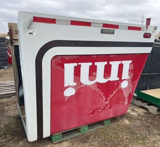 (P) Truck Engine Cover, 55"x84"x60" - Kraft Auction Service, LLC