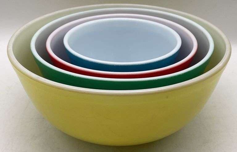 (MC) Pyrex 4 Tier Multi-Color Bowl Set 10 1/2”- 6” - Kraft Auction ...