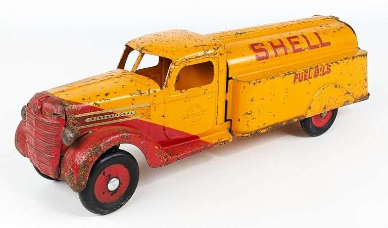 Buddy L International Shell Tanker Truck - Kraft Auction Service, LLC