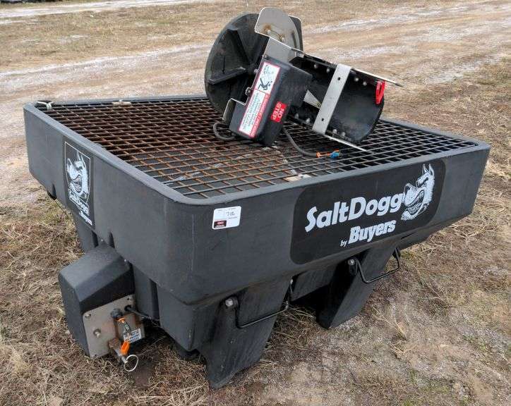(AE) Salt Dogg Spreader Salt Spreader - Kraft Auction Service, LLC