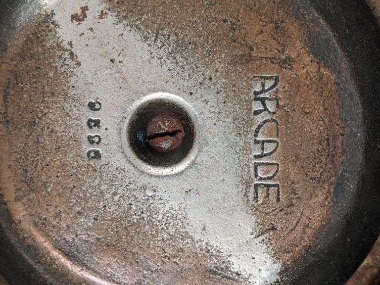 Arcade Ashtray No. 9595 - Kraft Auction Service, LLC