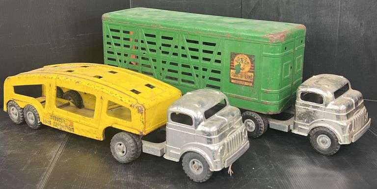 (N) Structo Toys Pressed Steel Semi Trucks, Included Is Structo Auto ...