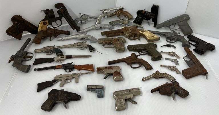 (N) Assorted Children Squirt Gun, Cap Guns, Japan Pencil Sharpener Gun ...