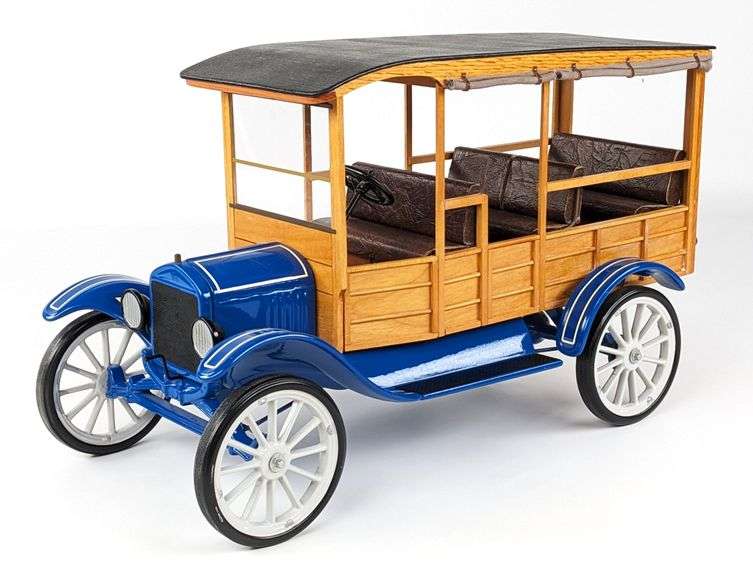 Custom King K Ford Model T Depot Hack Truck - Kraft Auction Service, LLC
