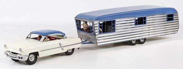 Restored Smith Miller Lincoln Car & Travel Trailer - Kraft Auction ...