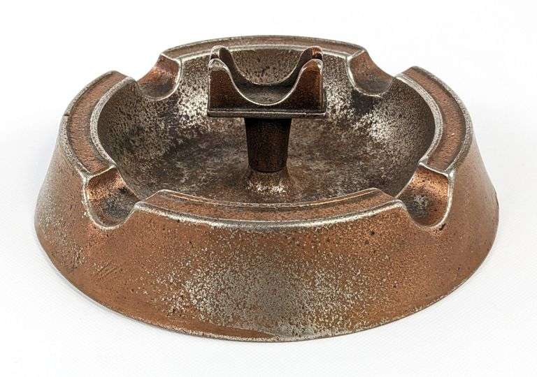 Arcade Ashtray No. 9595 - Kraft Auction Service, LLC