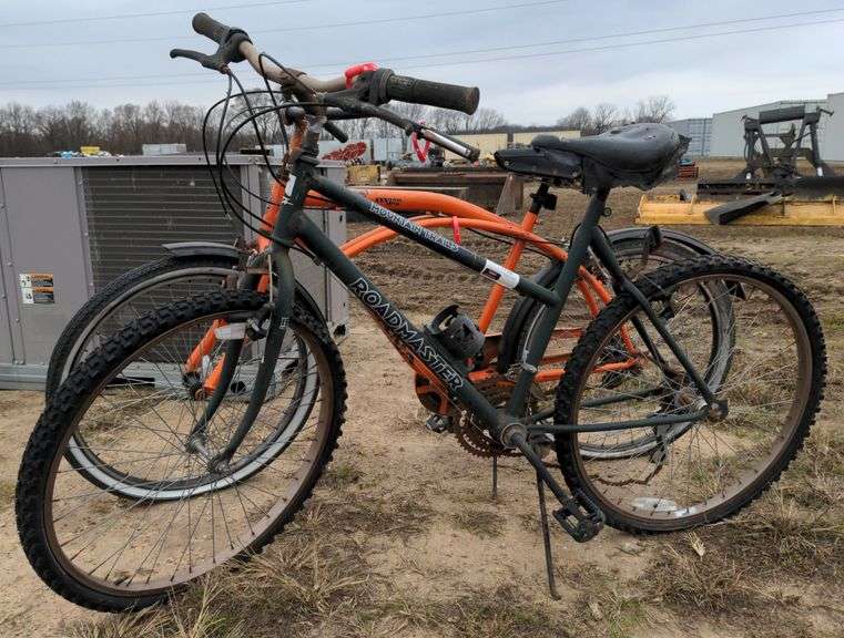 (II) Roadmaster Mountain Bike 15 Speed & Kulana Moon Dog Cruiser 7 ...