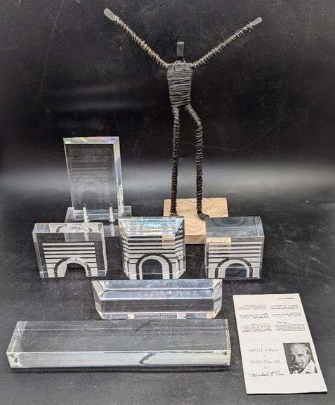 (W) Acrylic pieces by artist Michael Cox, and a wire sculpture (12 ...