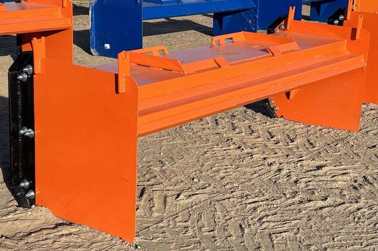 (G) 8’ Quick Attach Snow Pusher - Kraft Auction Service, LLC