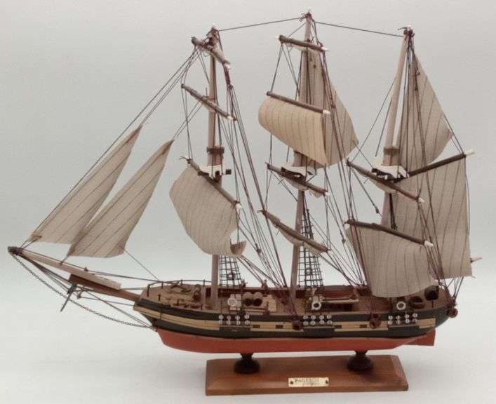 (D) Pailebot S.V. Marques Model Ship - Kraft Auction Service, LLC