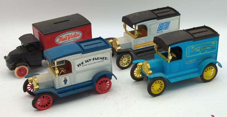 (N) Vtg Ertl Truck Banks True Value, United Van Lines, The Toy Farmer ...