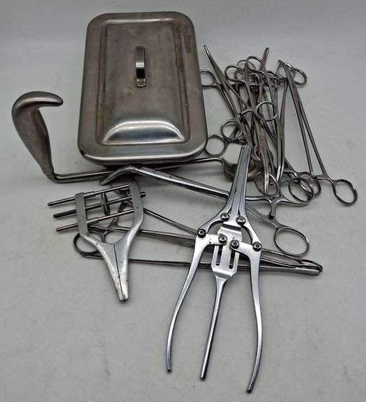 (S) Vintage medical tools, including hemostats, sklar surgical clamp ...