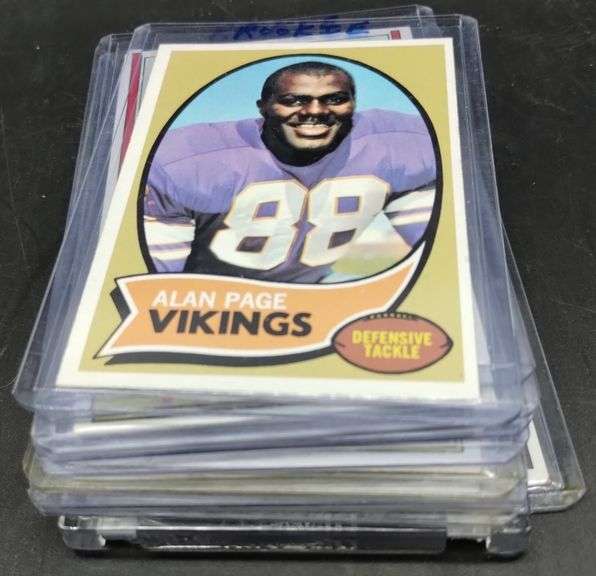 (U) Vintage football collectable Rookie cards, Alan Page,Tony dorsett ...