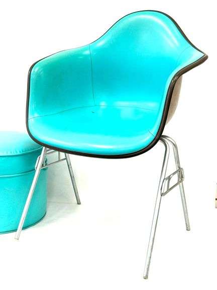 Herman Miller Padded Arm Shell Chair with Foot Rest - Kraft Auction ...