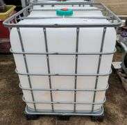 (II) 250 Gallon Poly Tank w/ Transport Crate - Kraft Auction Service, LLC
