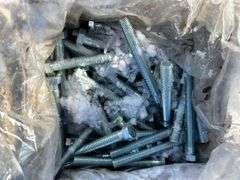 (BD) Pallet: Assorted Bolts - Kraft Auction Service, LLC