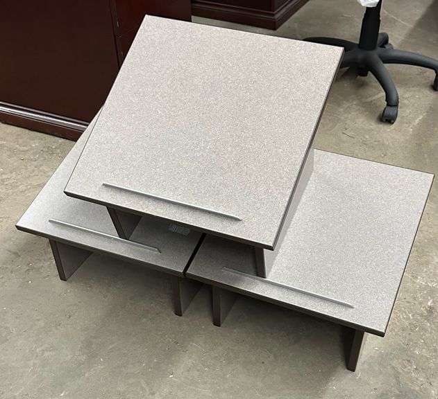 Table Top Podiums - Kraft Auction Service, LLC