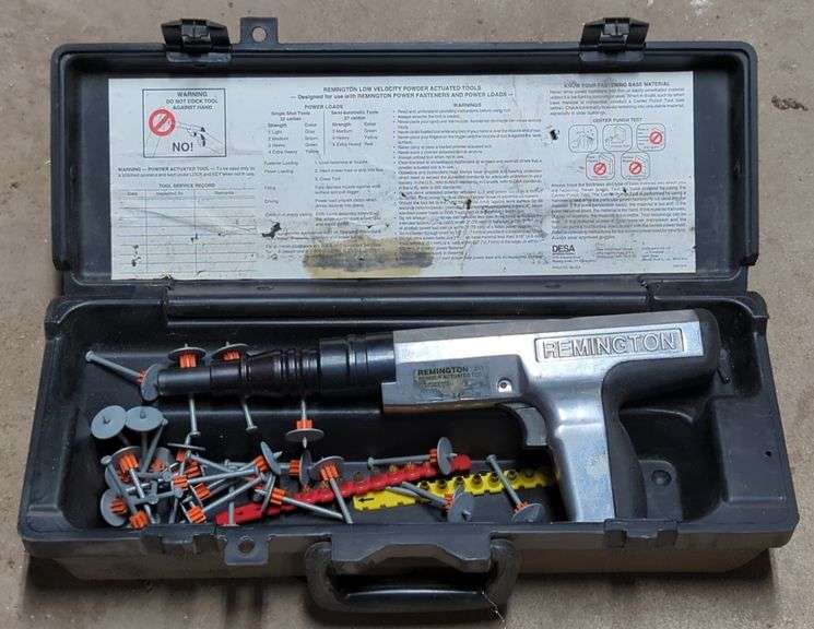 Remington Low Velocity Powder Actuated Tool With Case. - Kraft Auction ...
