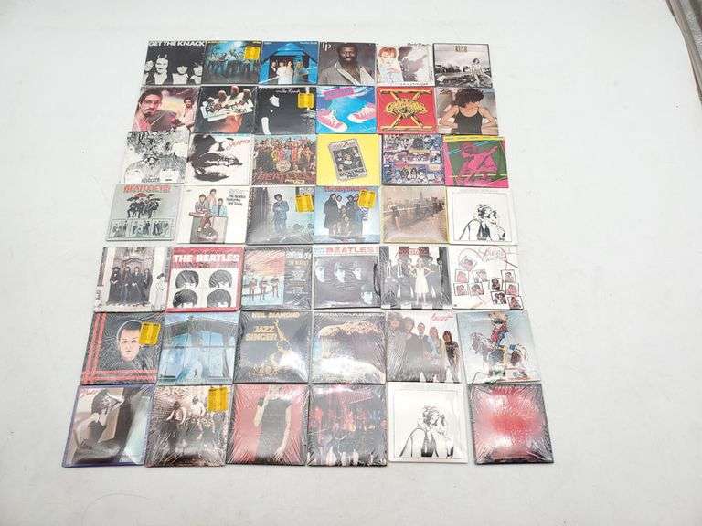 (51) Vintage Sealed Bubble Gum Mini Records - Kraft Auction Service, LLC