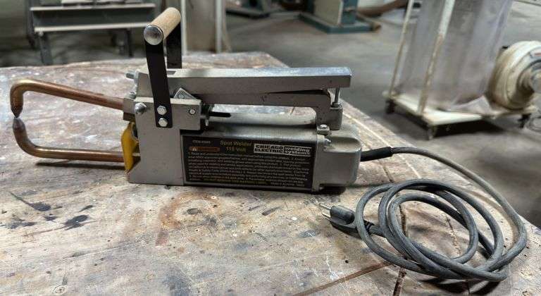 Chicago Electric Spot Welder 115V - Kraft Auction Service, LLC