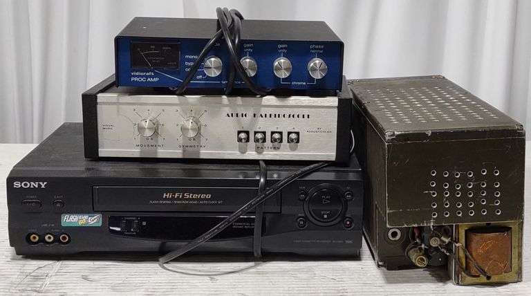 (K) US Army Auxiliary Receiver, Vidicraft Proc Amp, Acoustic lot Audio ...