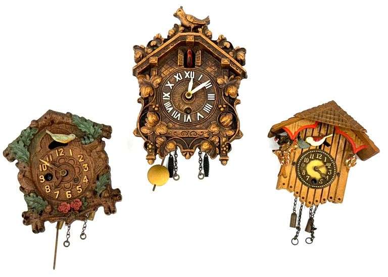 Lux & Keebler Miniature Cuckoo Wood Clocks - Kraft Auction Service, LLC