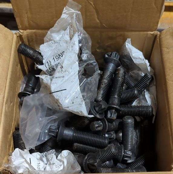3/4-10x3 1/4 AudiTorx Flat HD Bolt - Kraft Auction Service, LLC