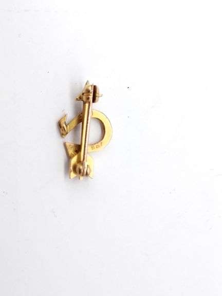 (JK) 14K Yellow Gold Omega Pin - Kraft Auction Service, LLC