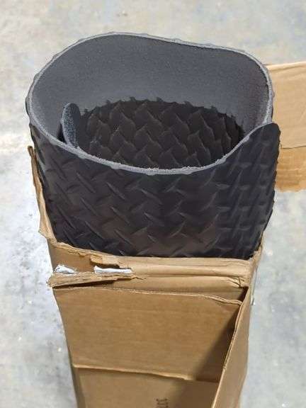 Diamond Mat 24"×36" - Kraft Auction Service, LLC