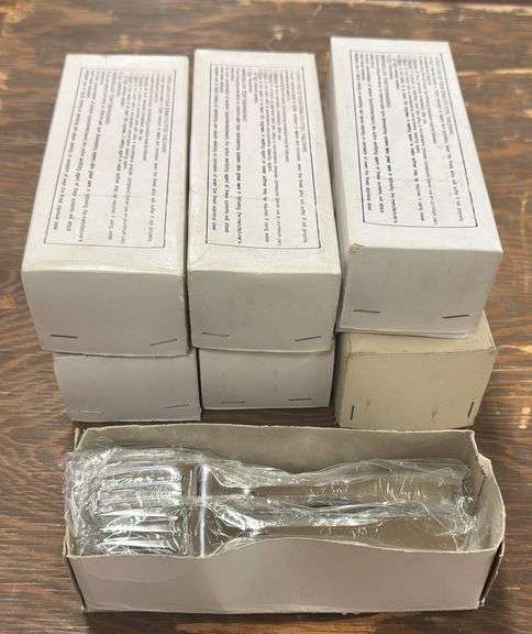 World TableWare Stainless Steel Salad Forks - Kraft Auction Service, LLC