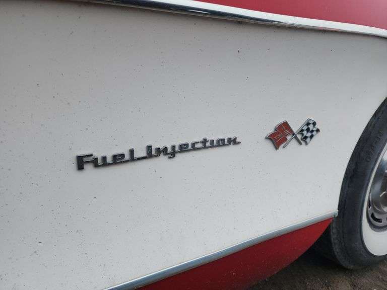 1962 Chevrolet Corvette Full Scale Model Car - Kraft Auction Service, LLC