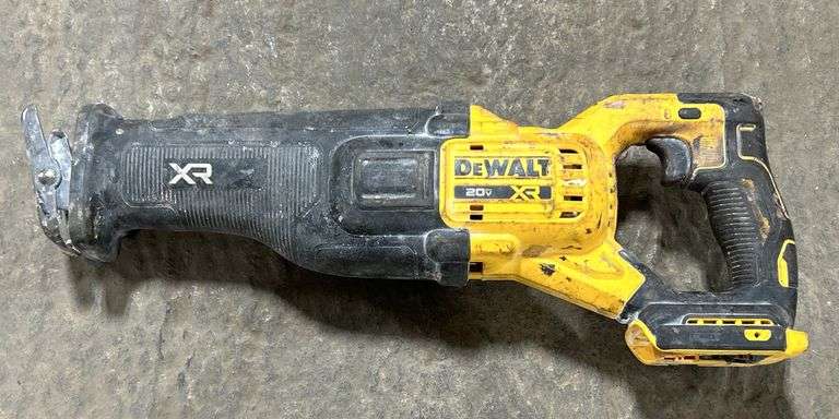 (CV) DeWalt Variable Speed Reciprocating Saw - Kraft Auction Service, LLC