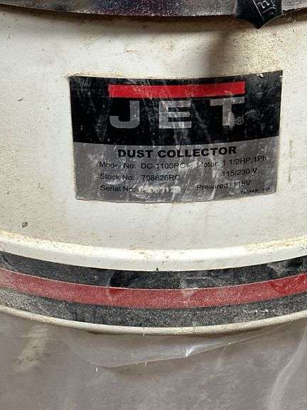 JET Dust Collector With Dust Dog V-Weave Filter - Kraft Auction Service ...