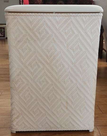 (H2) White Rattan Wicker Clothes Hamper - Kraft Auction Service, LLC